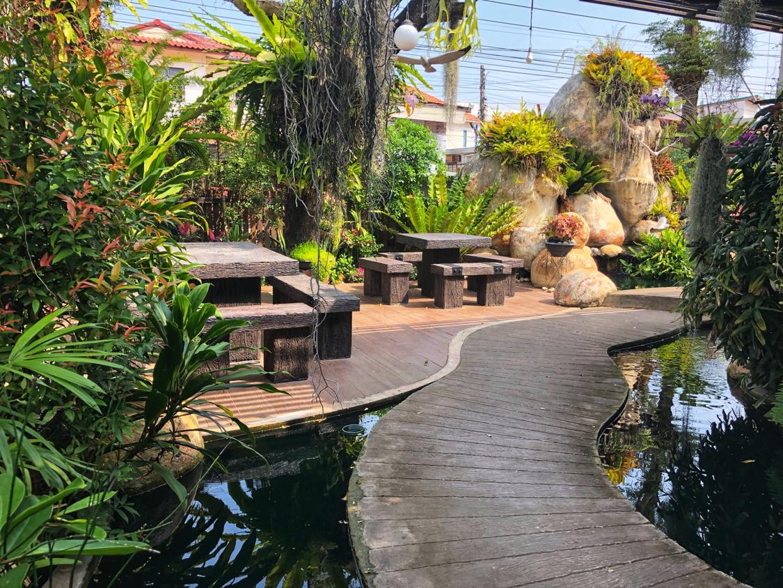 Ban Fa Prong | Sakon Nakhon Restaurant | บ้านฟ้าโปร่ง