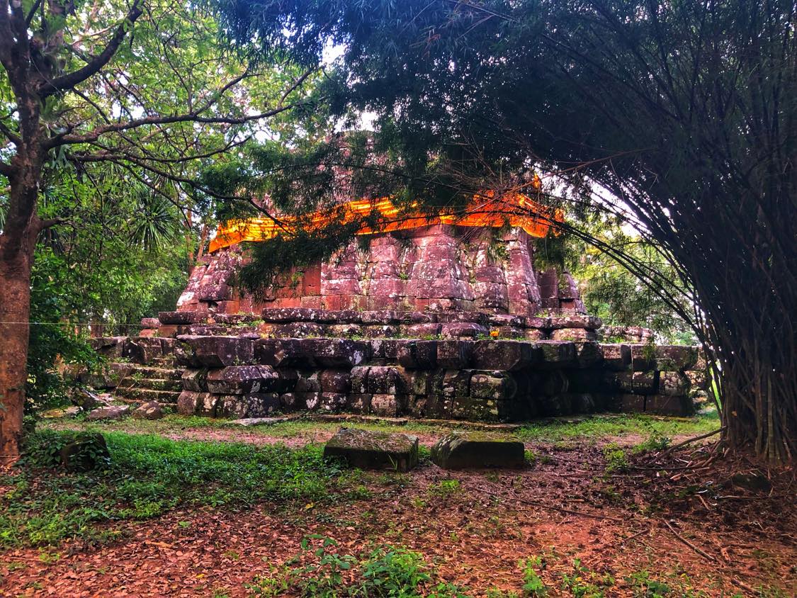 Phra That Phu Phek Photo Gallery | Khmer Ruins in Thailand