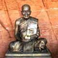 Famous Monks in Thailand | Guide to Thai Monk Statues