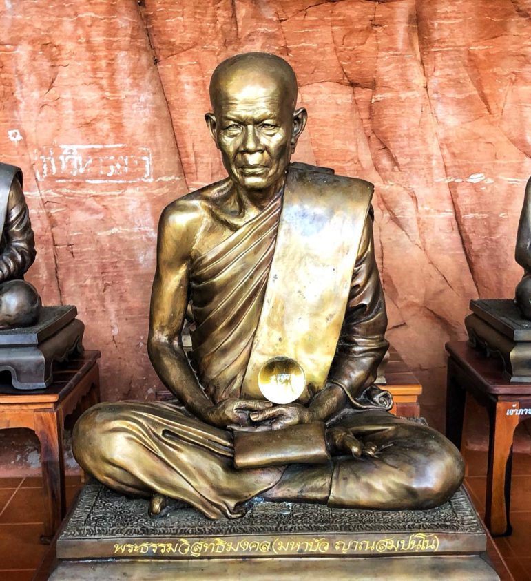 Famous Monks in Thailand | Guide to Thai Monk Statues