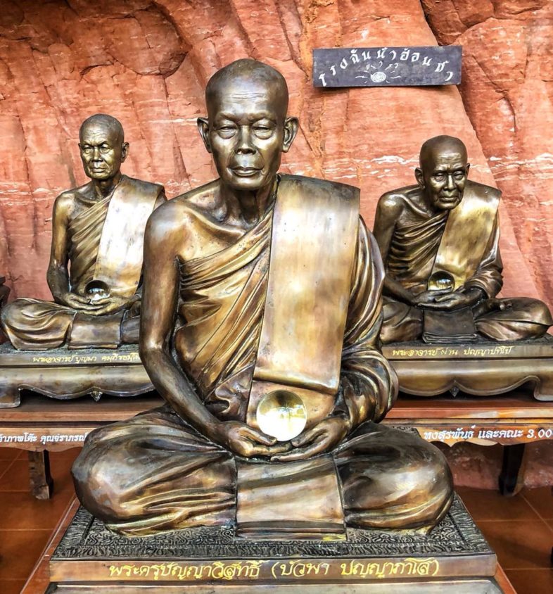 Famous Monks in Thailand | Guide to Thai Monk Statues