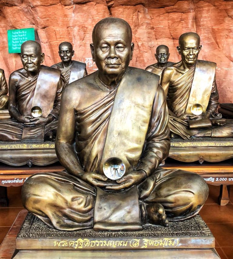 Famous Monks in Thailand | Guide to Thai Monk Statues